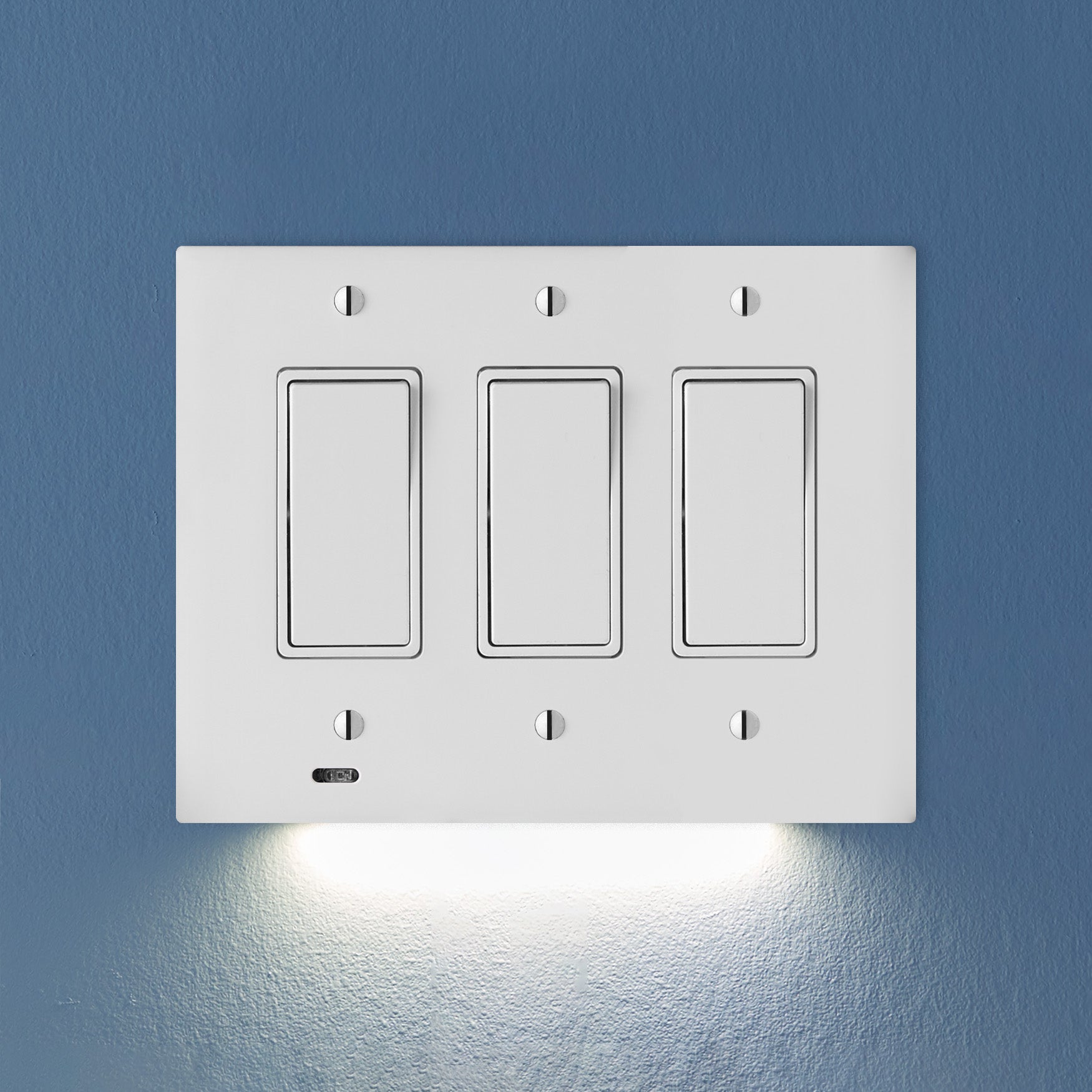 triple light switch white